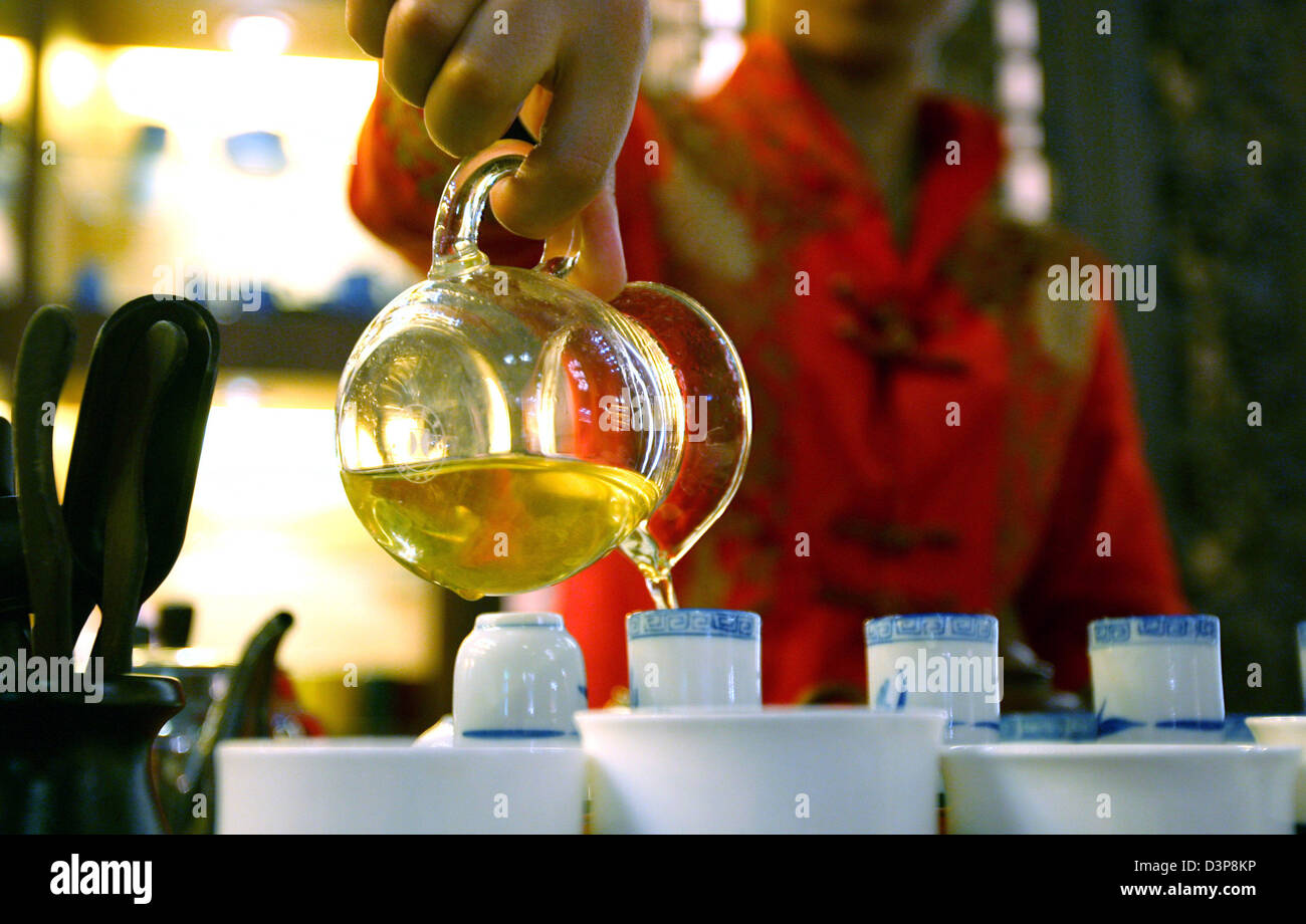 A traditional tea ceremony pictured in Beijing, China, 25 September ...