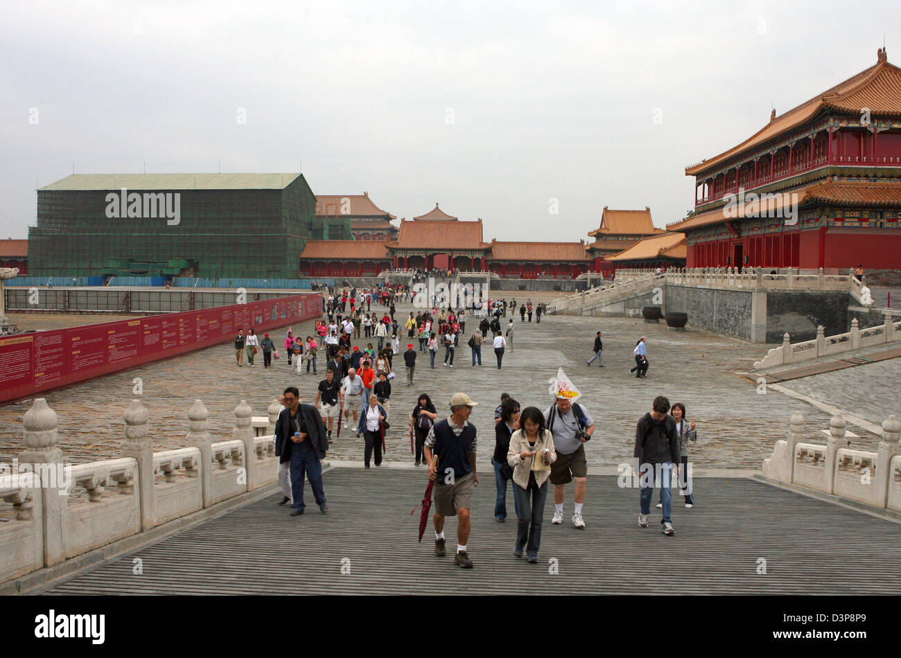 Tourists pictured in the Forbidden City of Beijing, China, 25 September ...