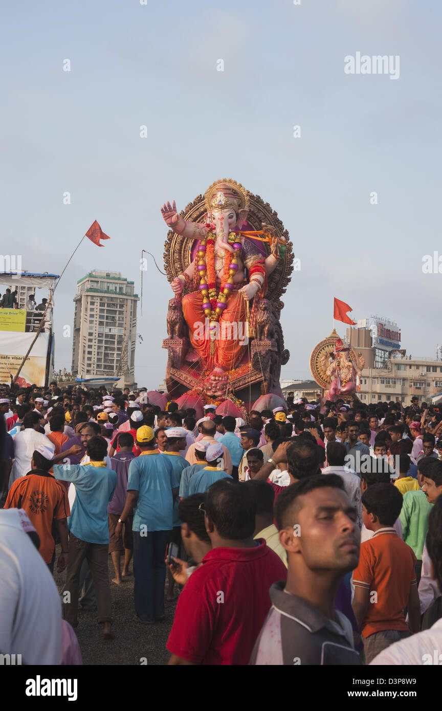 Crowd at religious procession during Ganpati visarjan ceremony, Mumbai ...