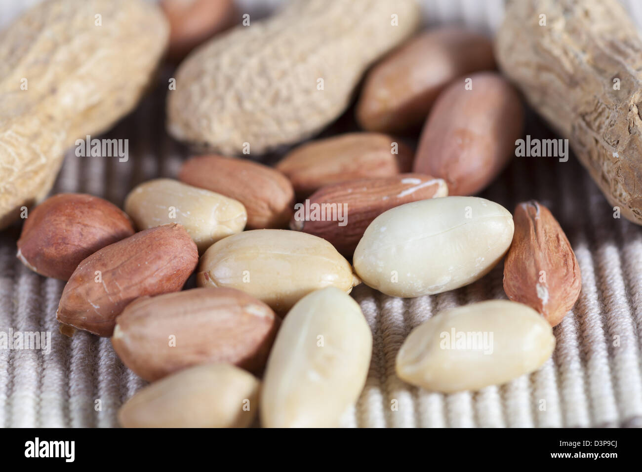 Salted peanuts isolated hi-res stock photography and images - Alamy