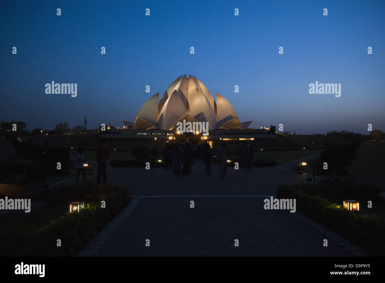 Temple lit up at night, Lotus Temple, New Delhi, India Stock Photo - Alamy