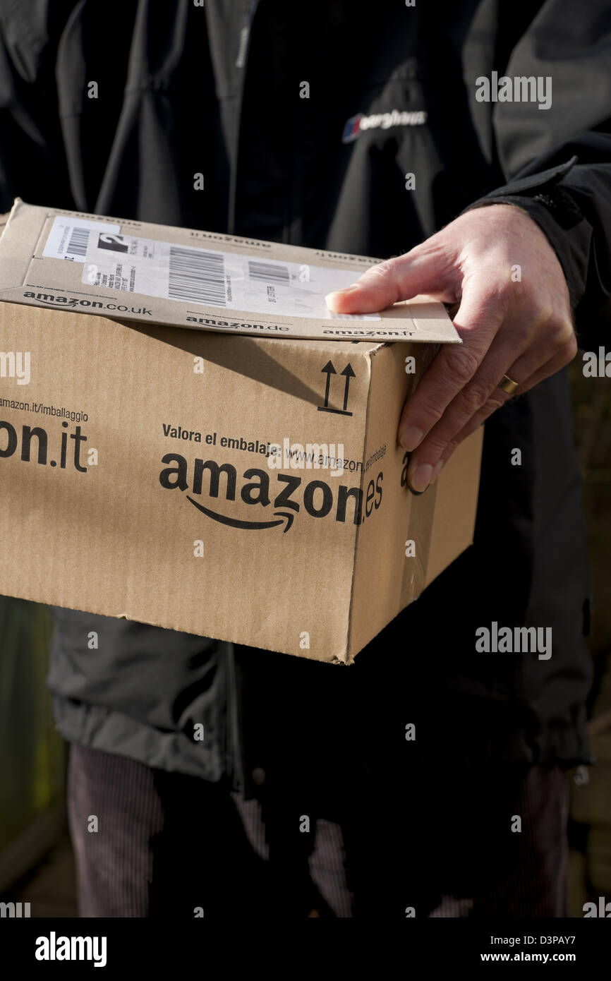 Amazon delivery man hi-res stock photography and images - Alamy
