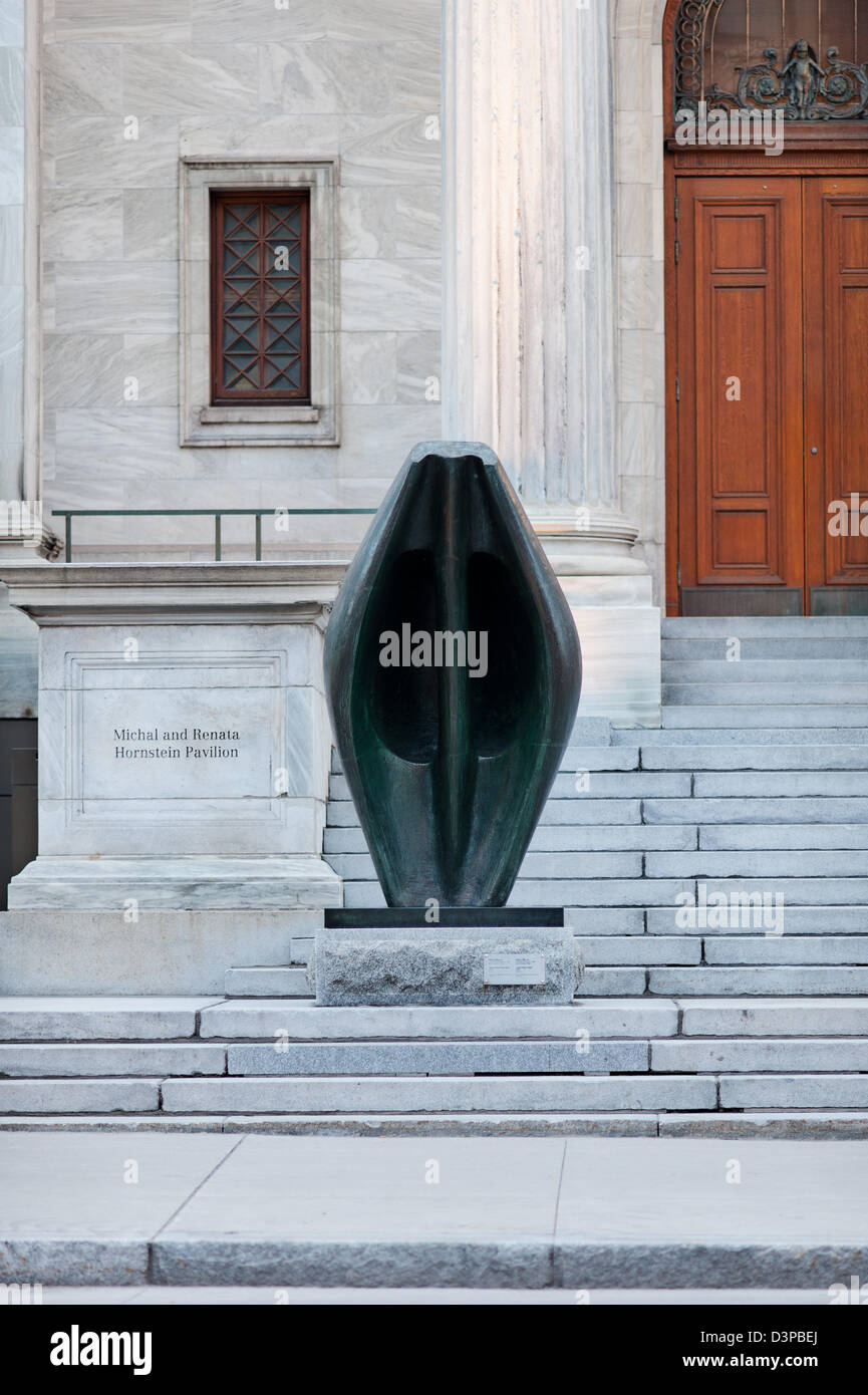 Public art, statues and sculptures around Museum of Fine Arts / Musée ...