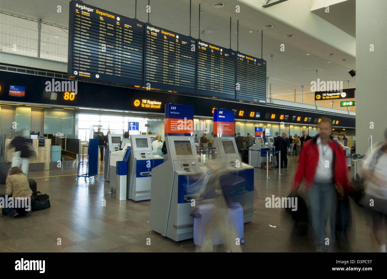 People checking in at the airport, Arlanda Airport Stock Photo - Alamy