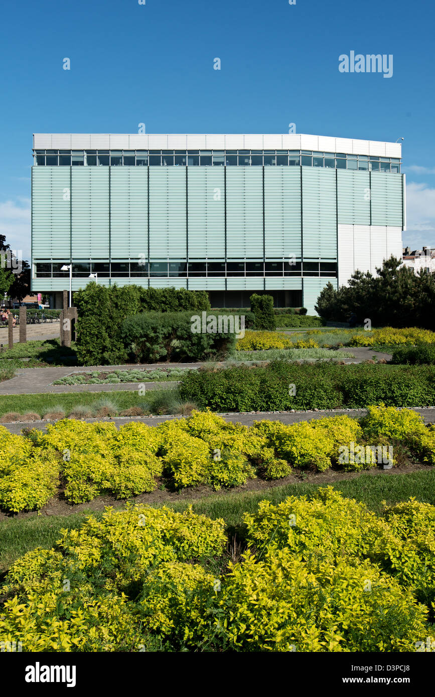 Bibliothèque National du Québec, Quebec National Library, Downtown ...
