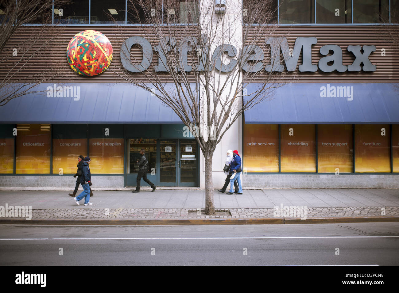 An OfficeMax store in Brooklyn in New York Stock Photo - Alamy