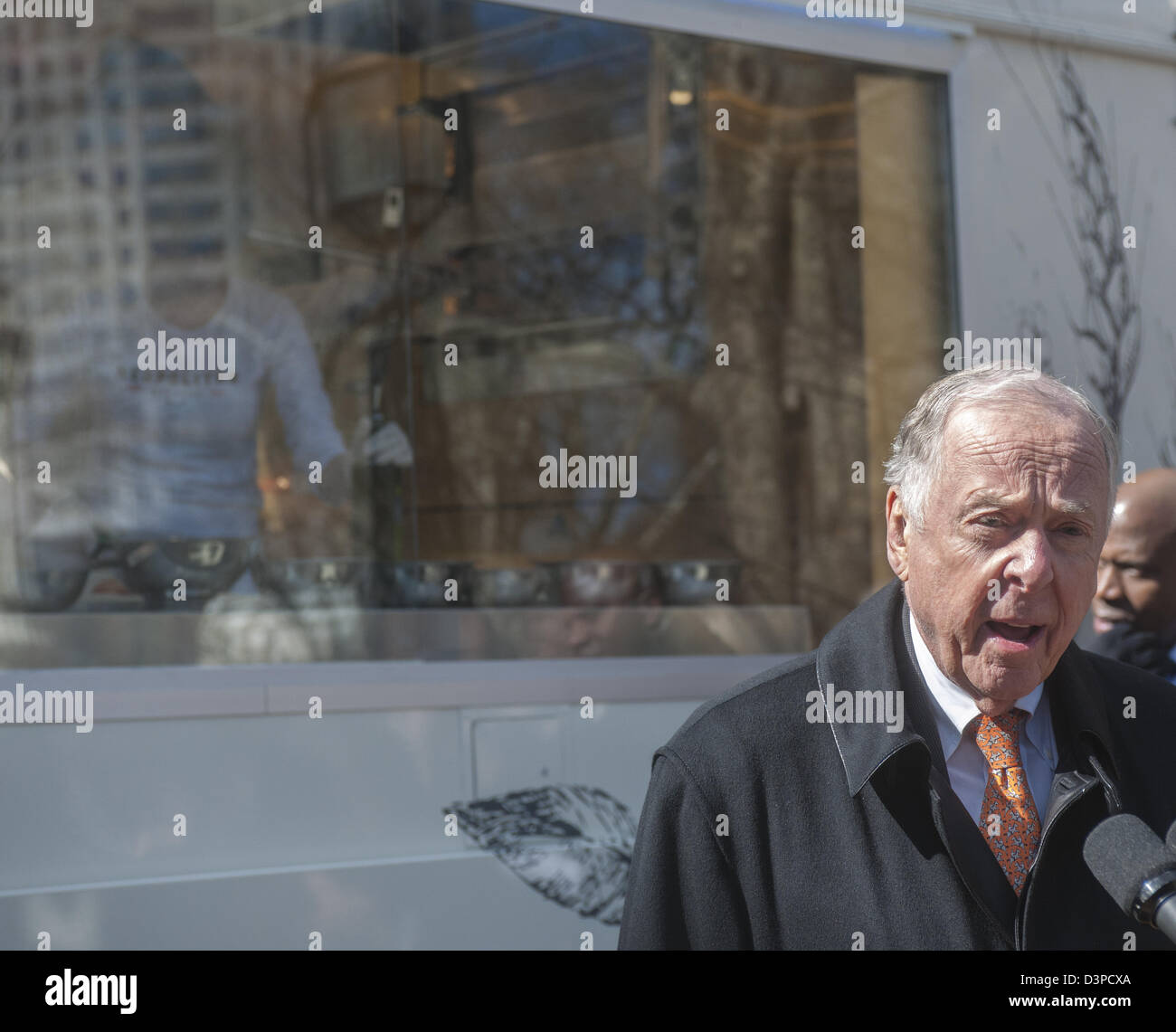 Boone pickens hi-res stock photography and images - Alamy