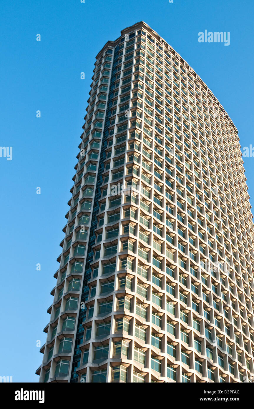 Centre point tower hi-res stock photography and images - Alamy