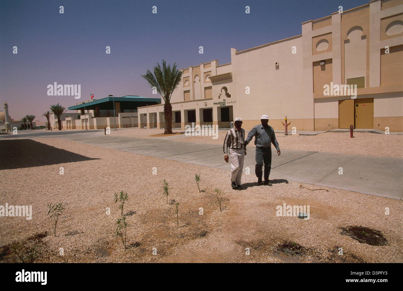 Residential and admin buildings in Shaybah where Saudi Aramco has ...