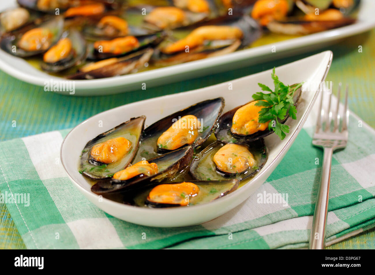 Inside mussel shell hi-res stock photography and images - Alamy