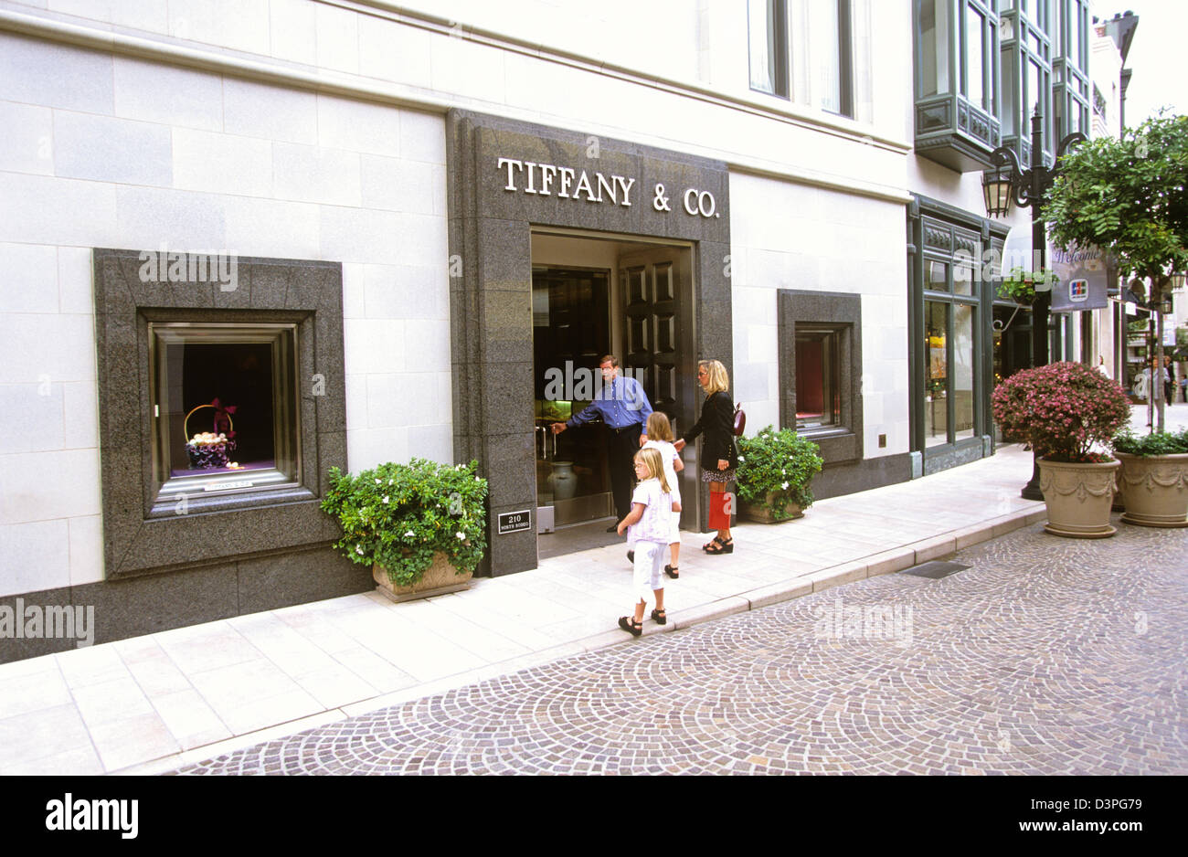 Rodeo drive is a world famous shopping in beverly hills hi-res stock ...