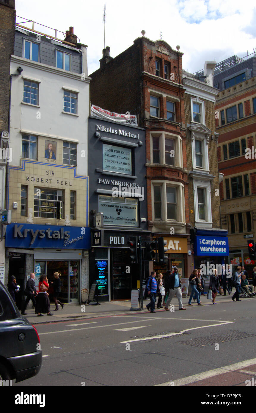 London pavement facade shop hi-res stock photography and images - Alamy