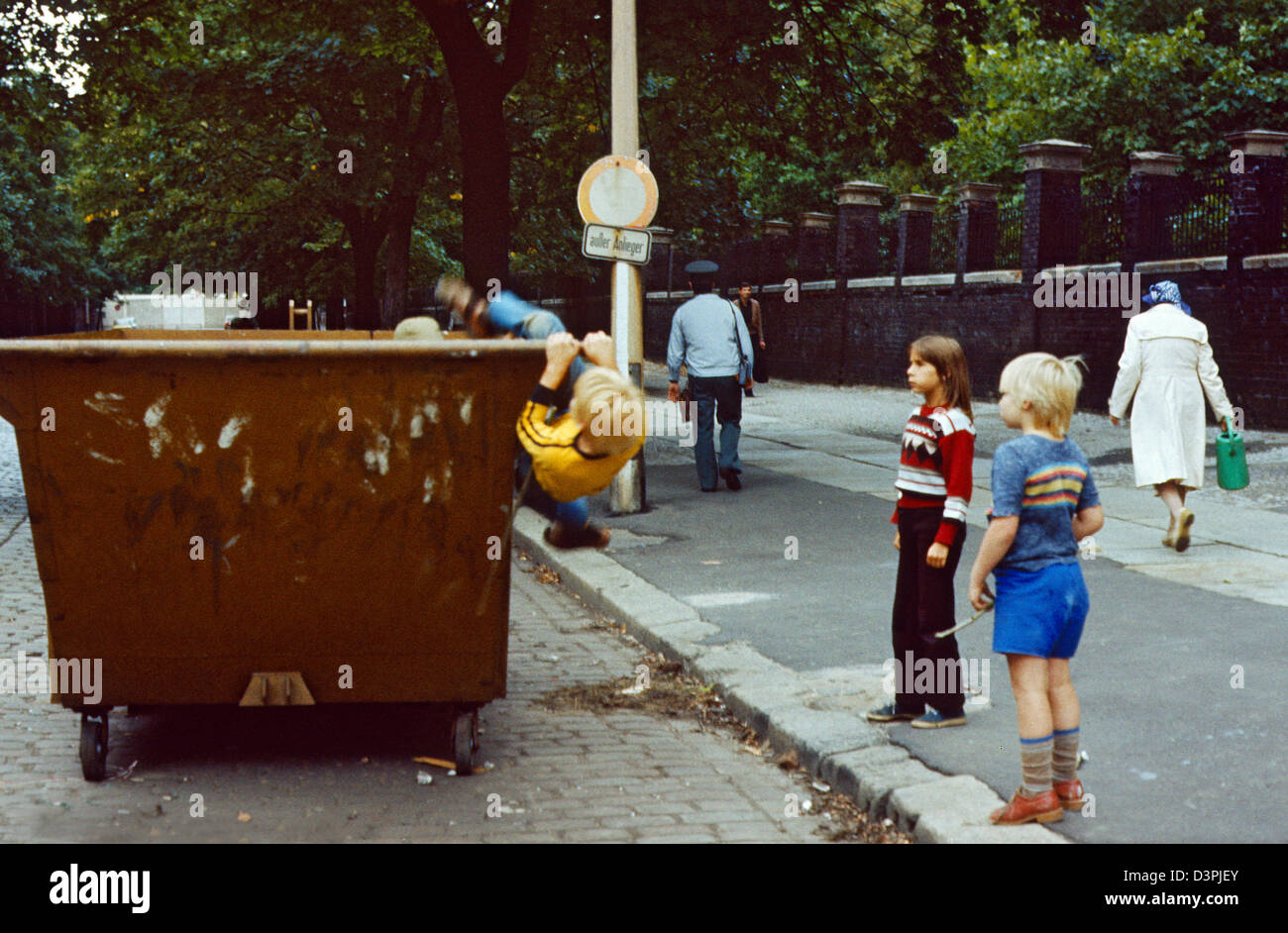Berlin, DDR, children play in the street Stock Photo - Alamy