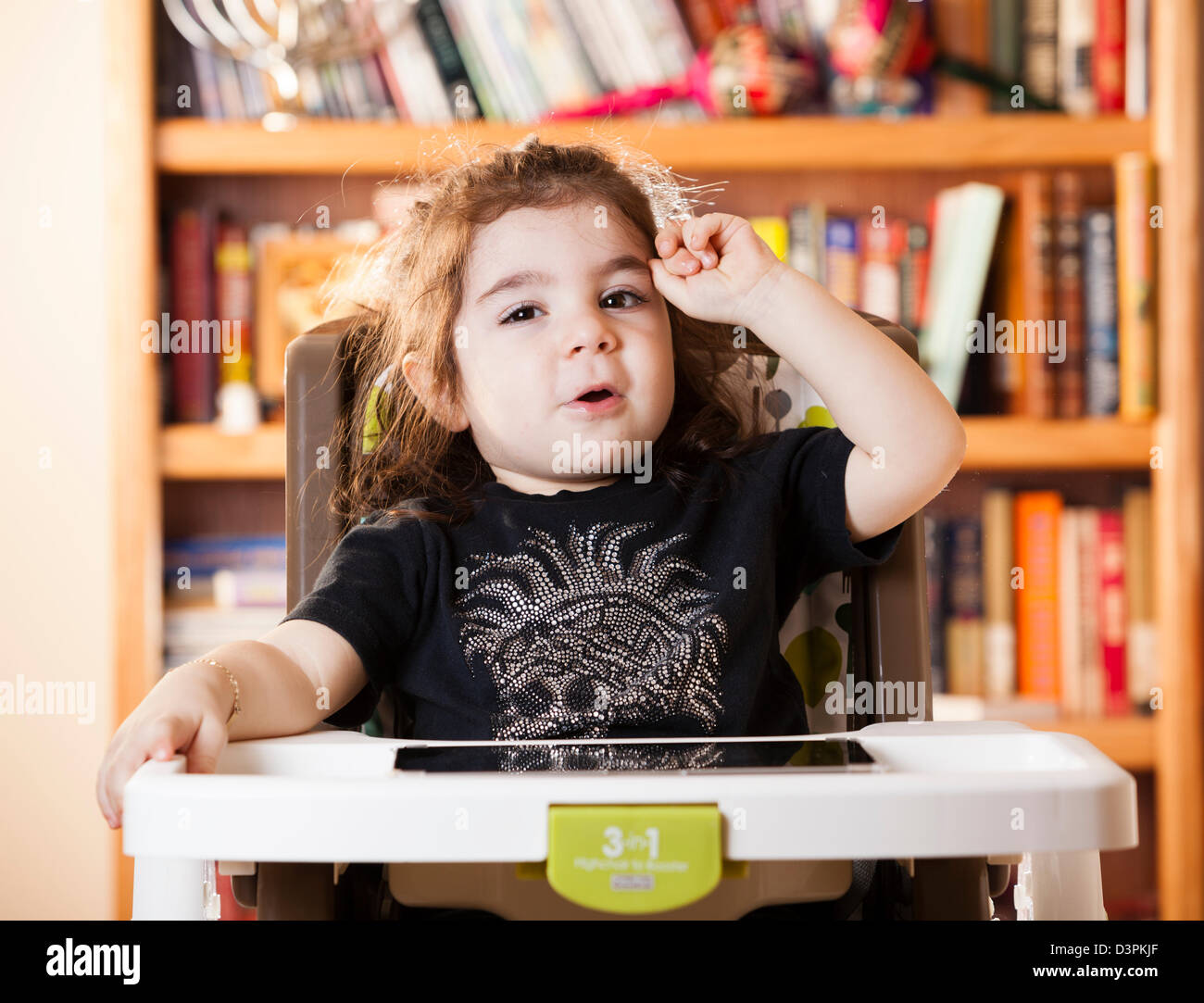 Child with ipad hi-res stock photography and images - Alamy