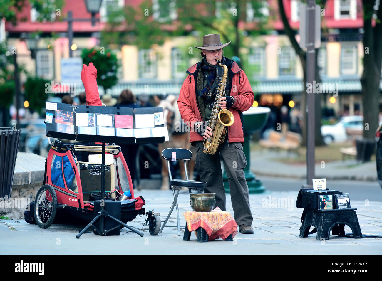 Local artist performs Stock Photo - Alamy