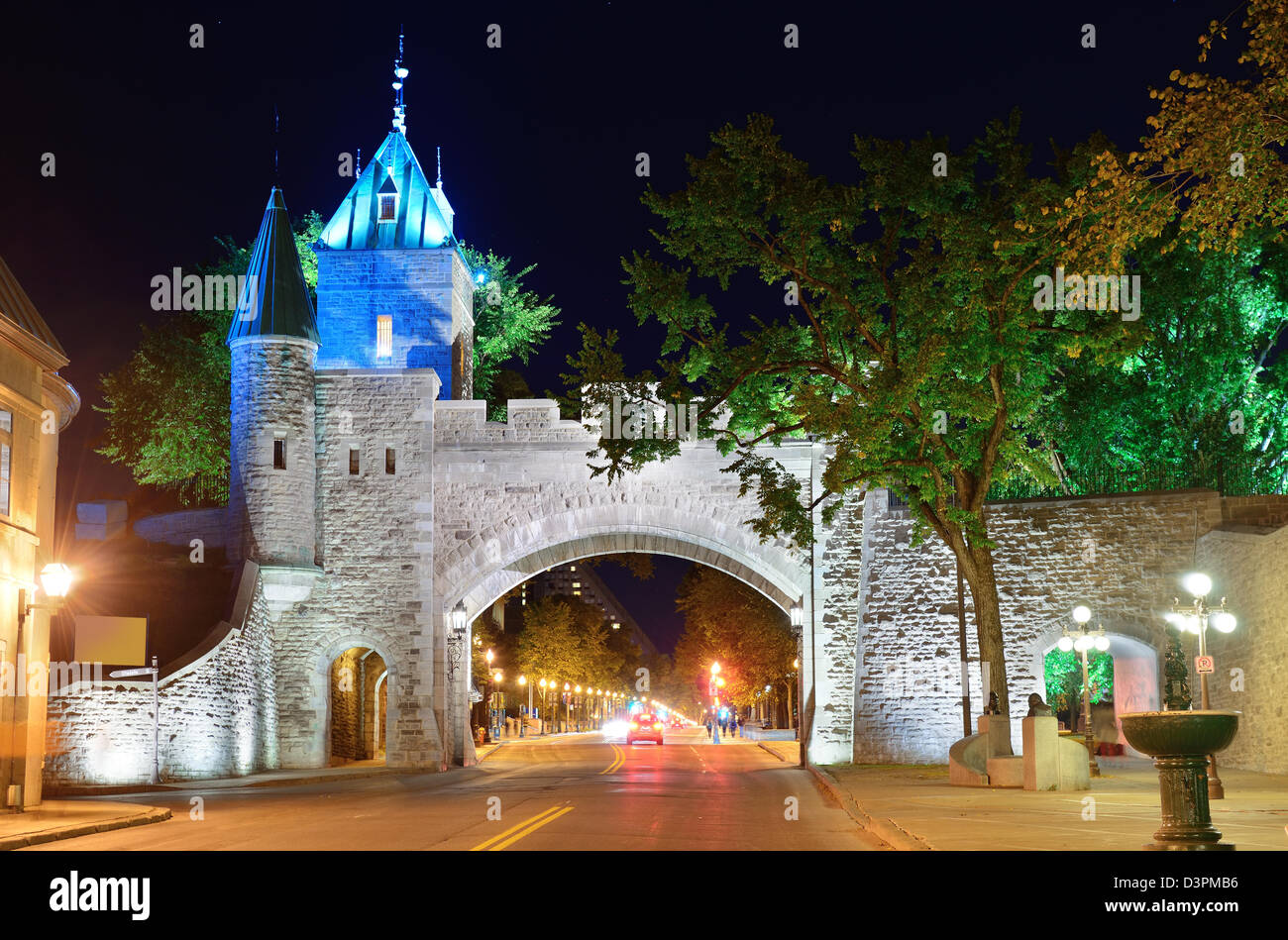 Quebec city fortress gate hi-res stock photography and images - Alamy
