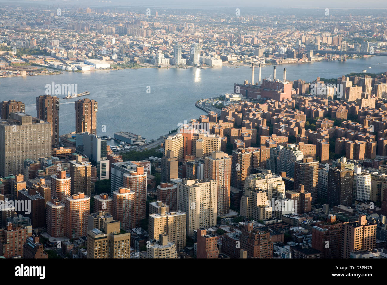 Downtown Manhattan viewed from the top of the Empire State Building ...