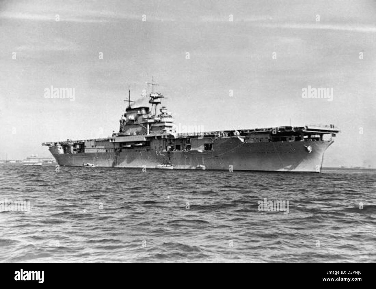 Yorktown class aircraft carrier hi-res stock photography and images - Alamy