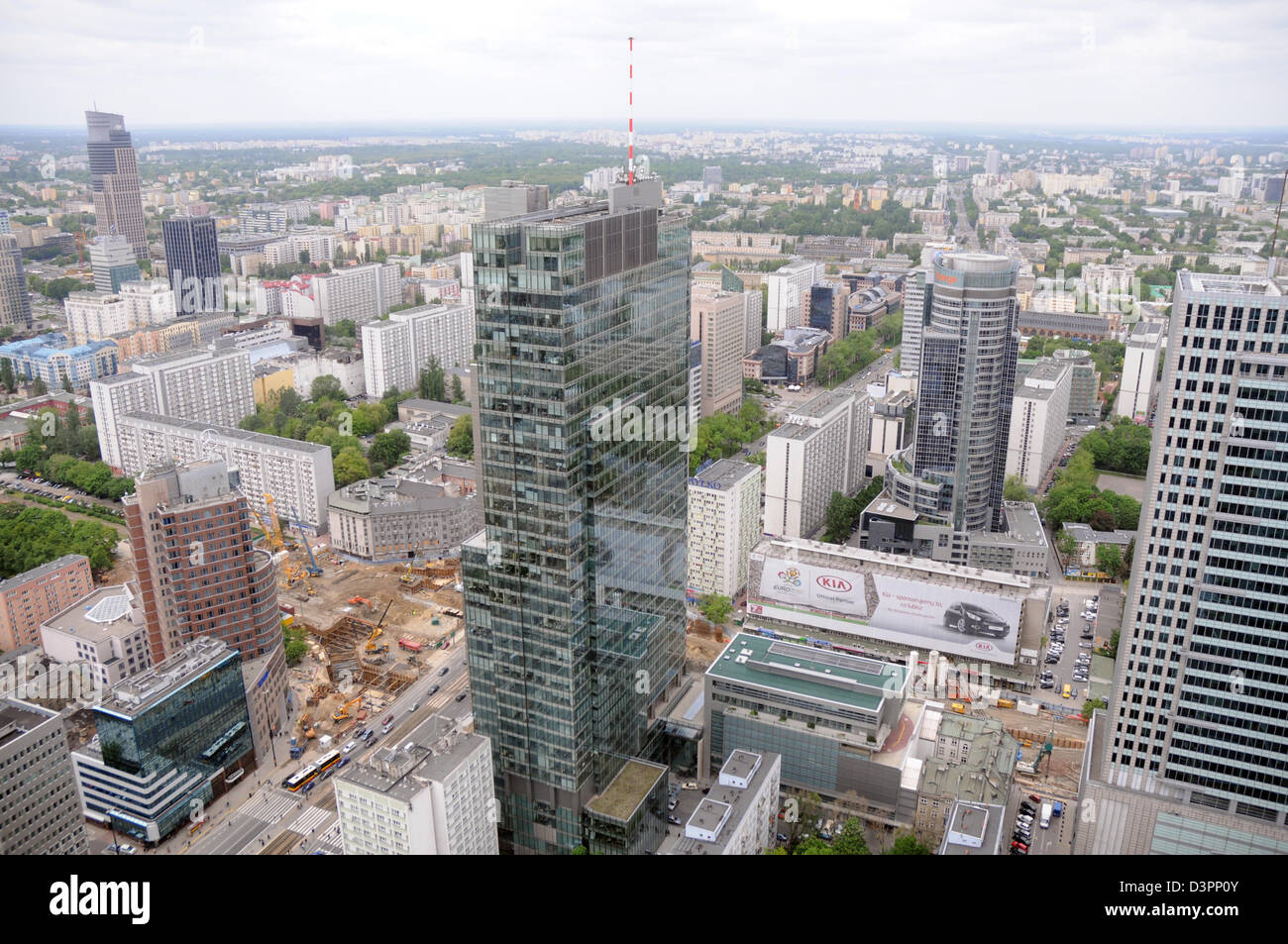 Rondo 1 office building at at Rondo ONZ (United Nations Roundabout) in ...