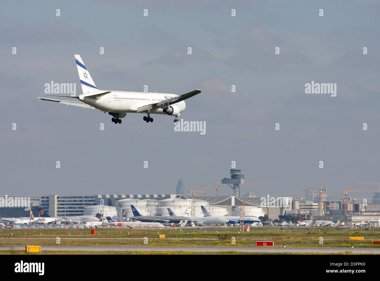 El al israel airlines logo hi-res stock photography and images - Alamy
