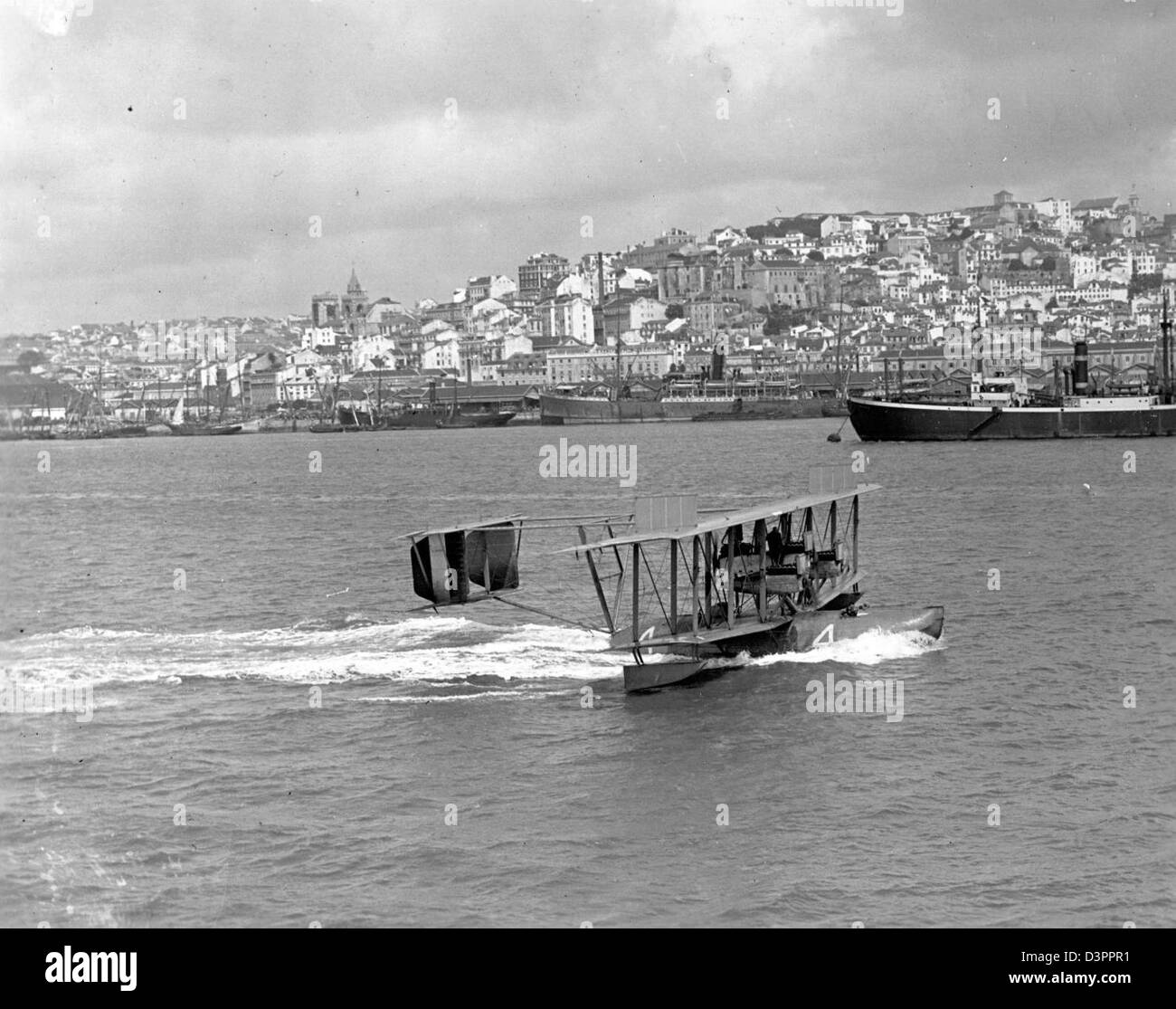 Nc 4 aircraft Black and White Stock Photos & Images - Alamy