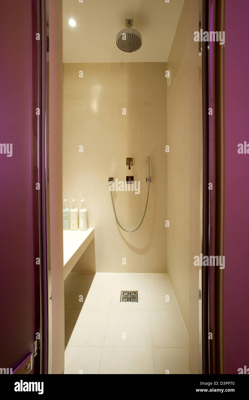 Hotel adlon kempinski interior hi-res stock photography and images - Alamy