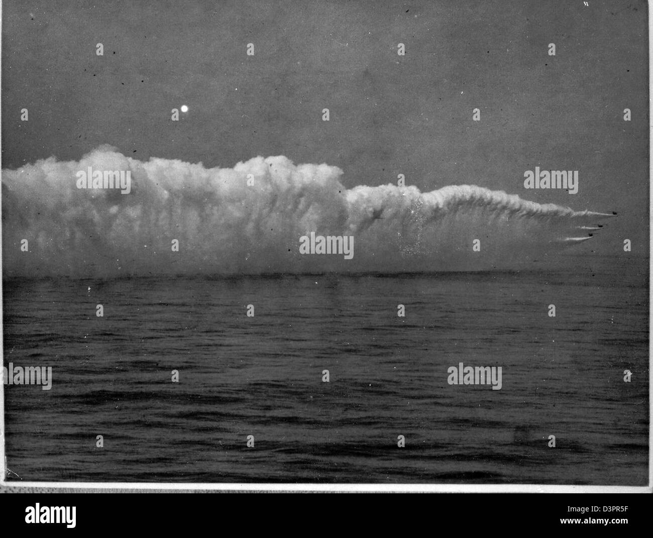 Historic screen Black and White Stock Photos & Images - Alamy