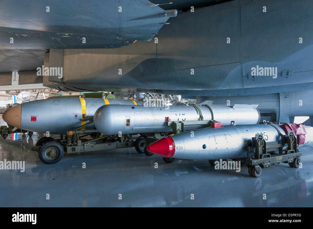 Mk28/B28RE, Mk28/B28F1 and MK 7 "Thor" hydrogen bombs, Wings over the ...