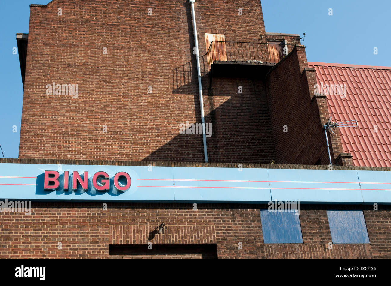 Outside bingo hi-res stock photography and images - Alamy