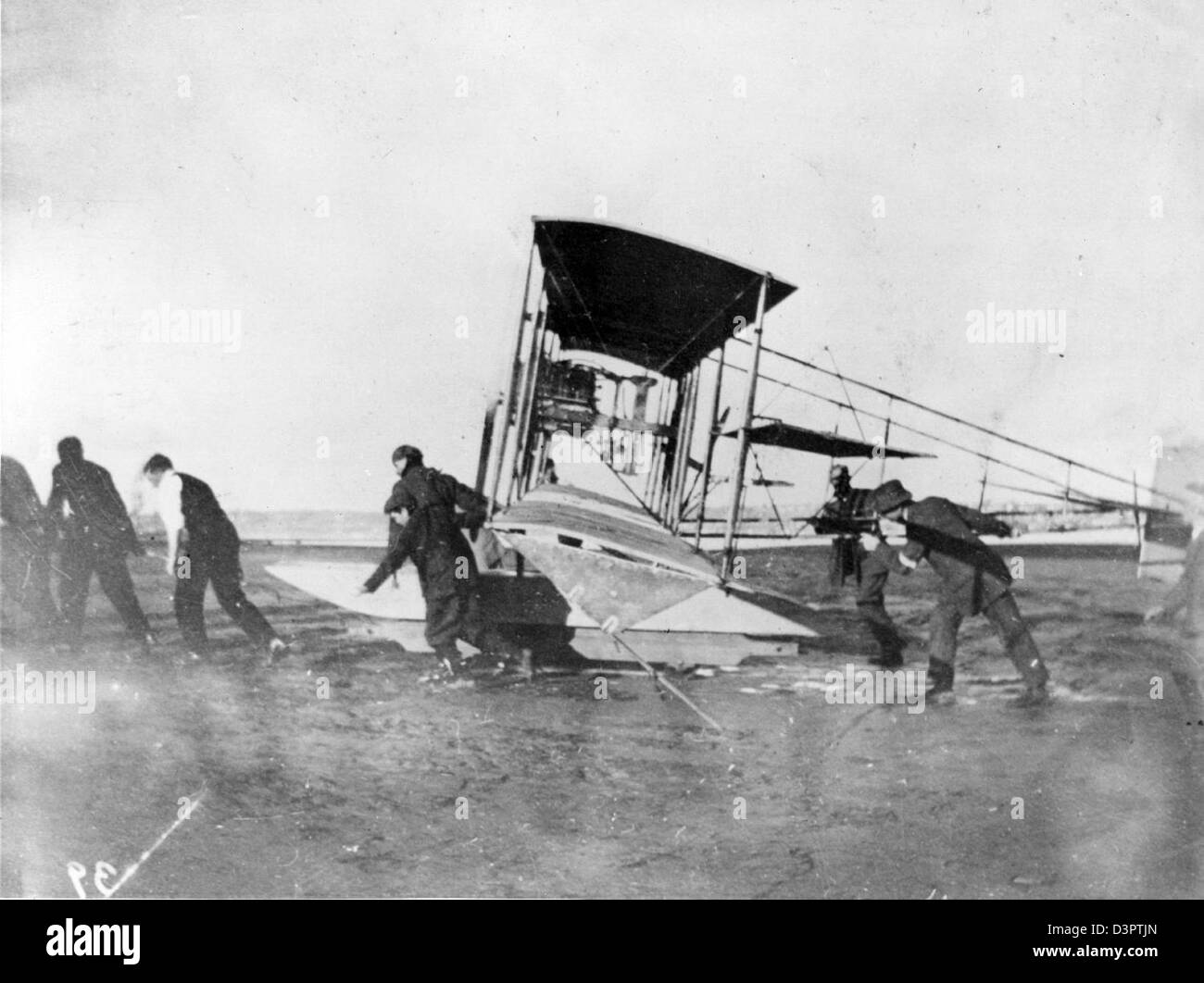 The Curtiss Hydro was an early seaplane developed for both civilian and ...