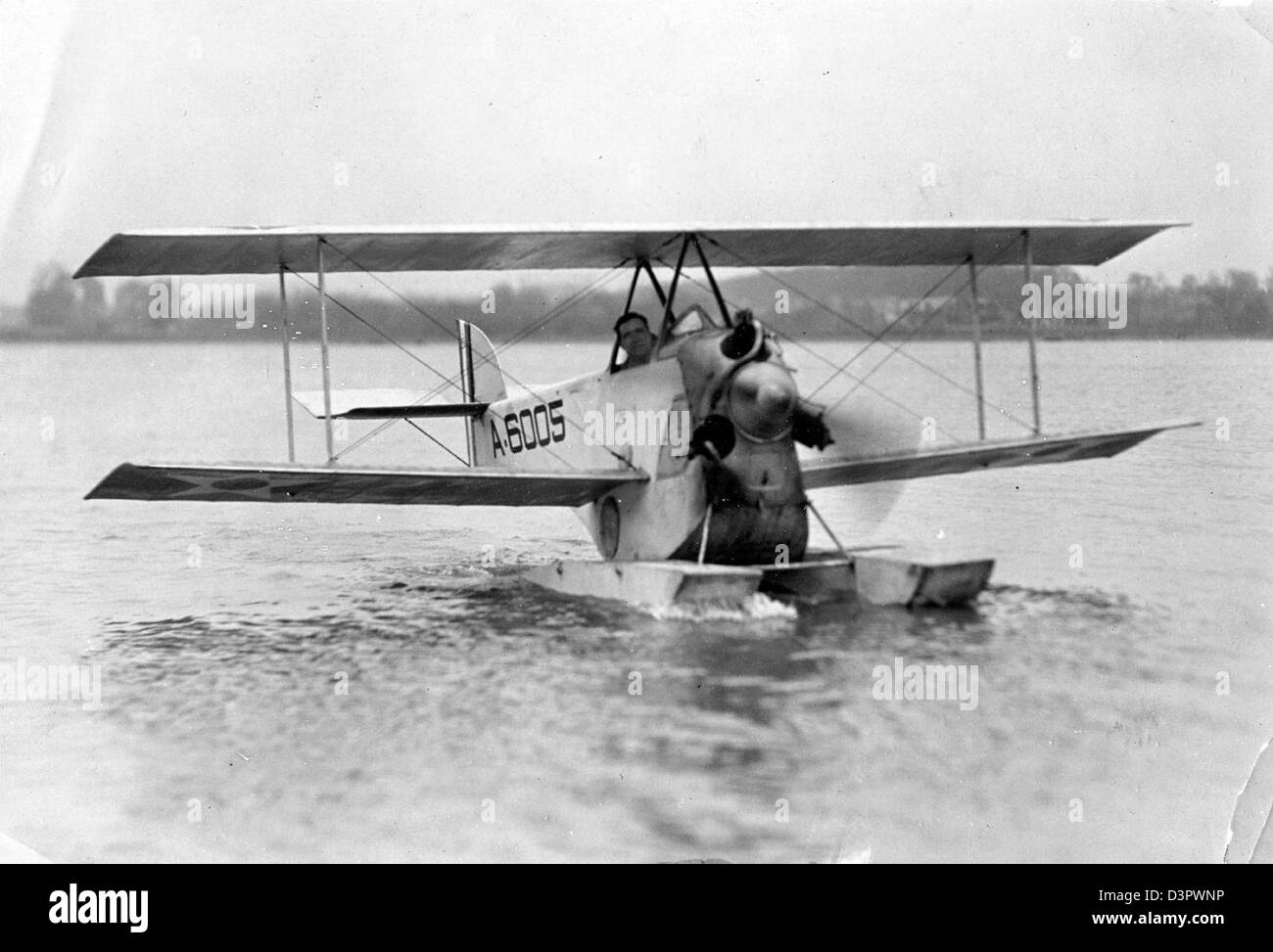 Macchi m 16 hi-res stock photography and images - Alamy