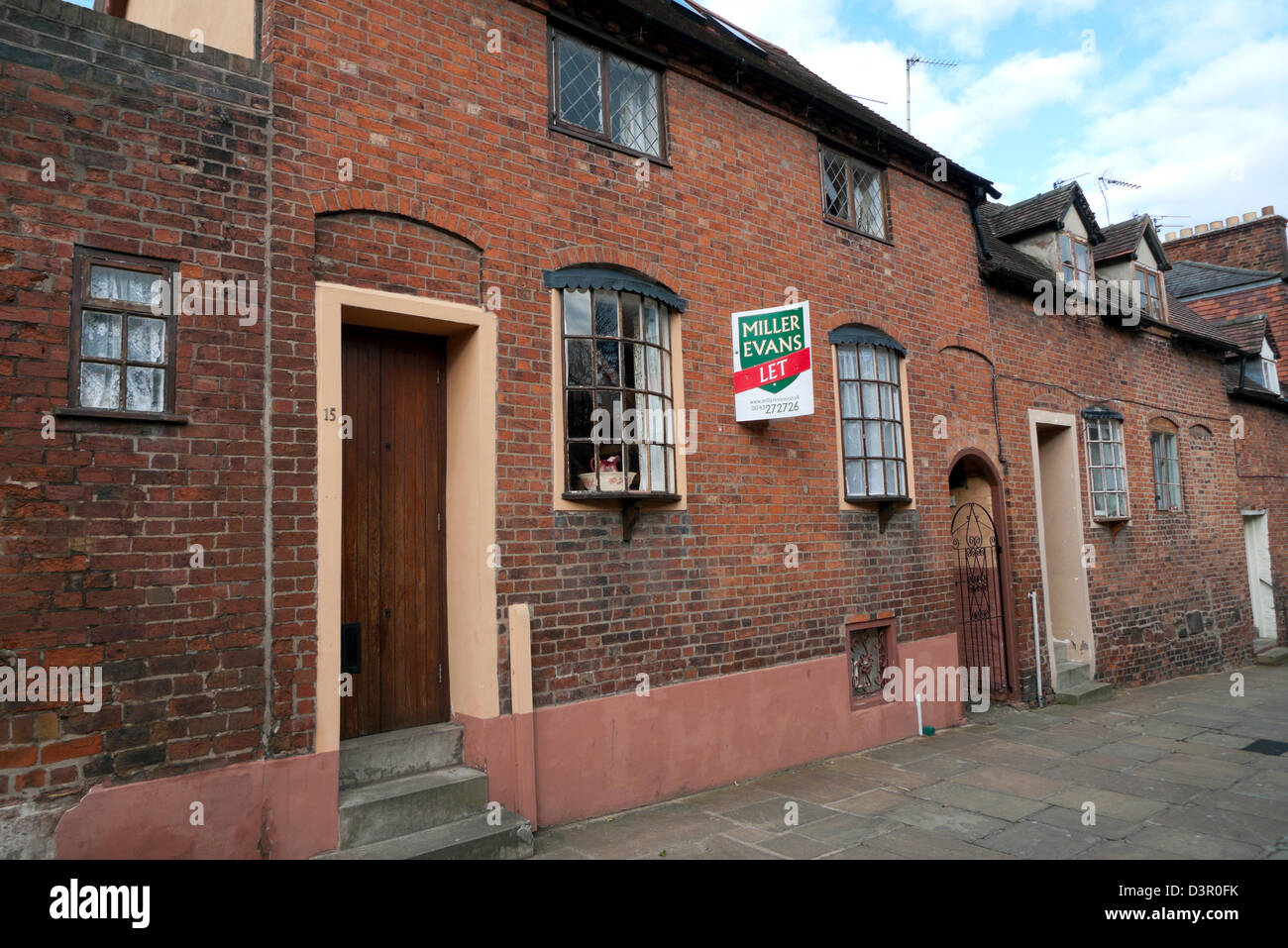 Property let sign hi-res stock photography and images - Alamy