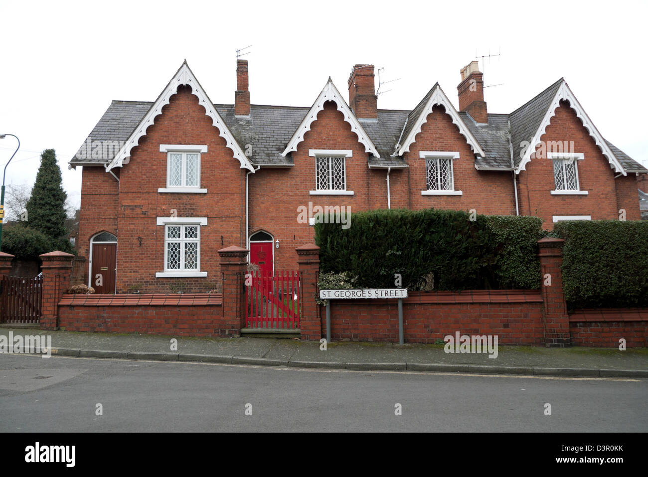 Brick terraced house housing hi-res stock photography and images - Alamy