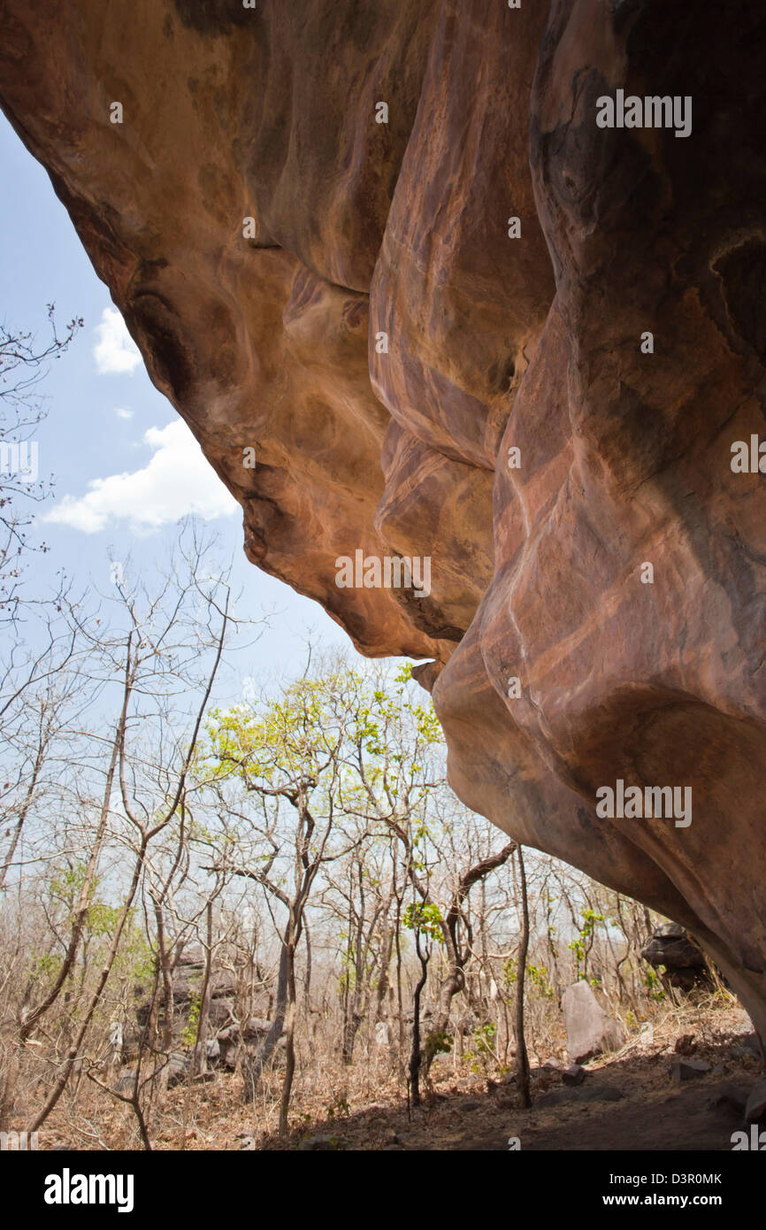 Rock formation at an archaeological site, Bhimbetka Rock Shelters ...