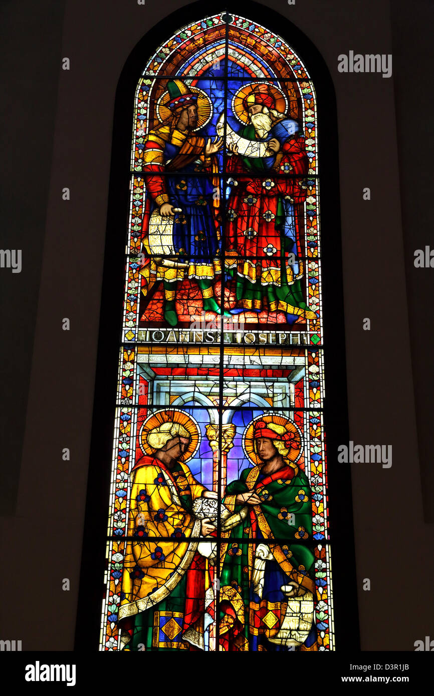 Stained glass duomo florence italy hi-res stock photography and images ...