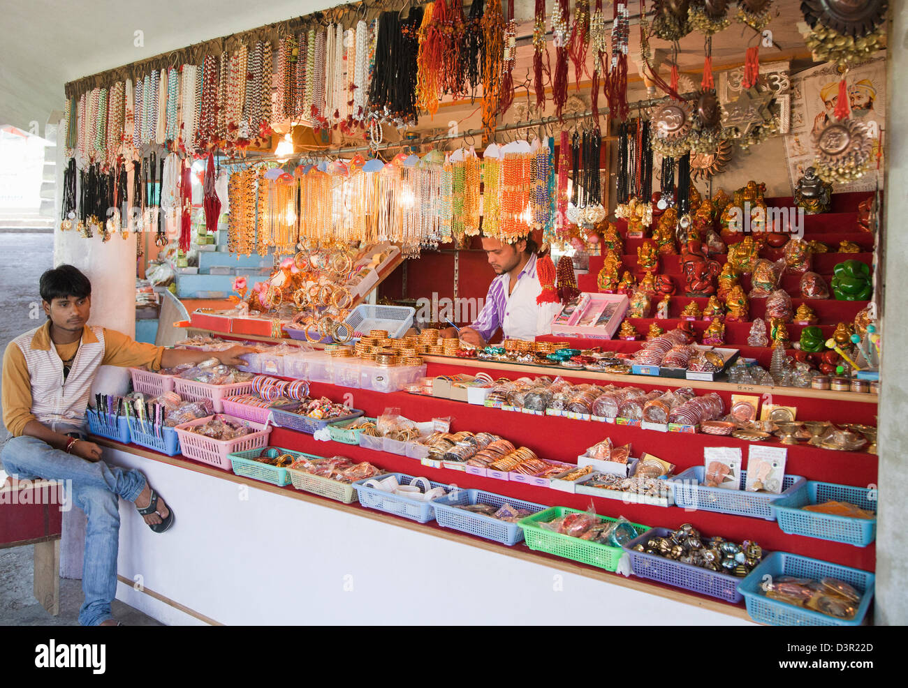 Souvenir shop, Chandi Temple, Haridwar, Uttarakhand, India Stock Photo ...