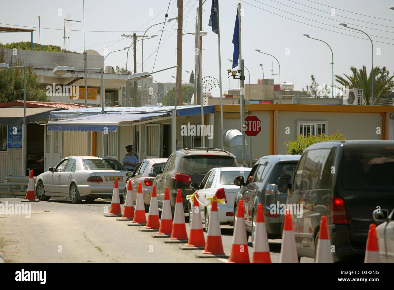Border crossing Ayios Dhometios, Nicosia, Cyprus Stock Photo - Alamy