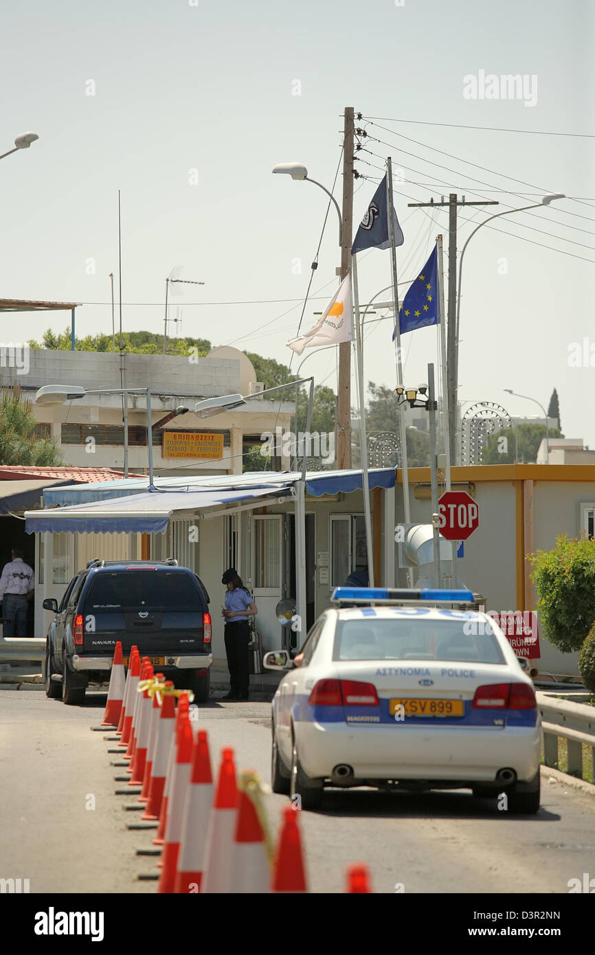 Nicosia cyprus border crossing hi-res stock photography and images - Alamy