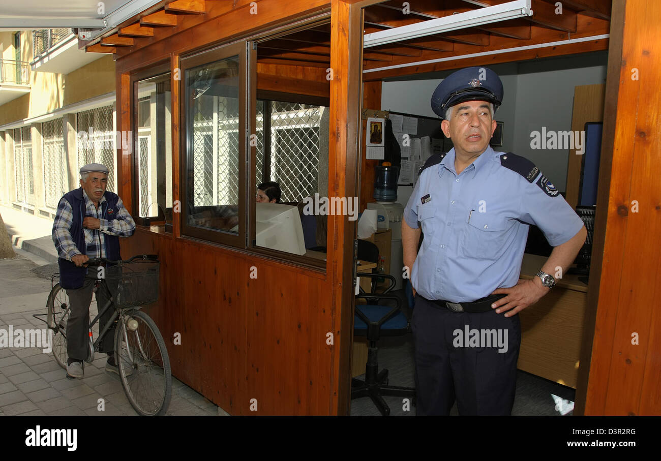 Border crossing Ledra Street, Nicosia, Cyprus Stock Photo - Alamy