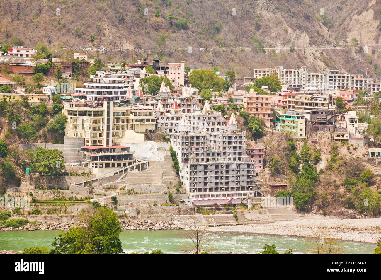 Buildings and temples at the waterfront, Ganges River, Rishikesh ...