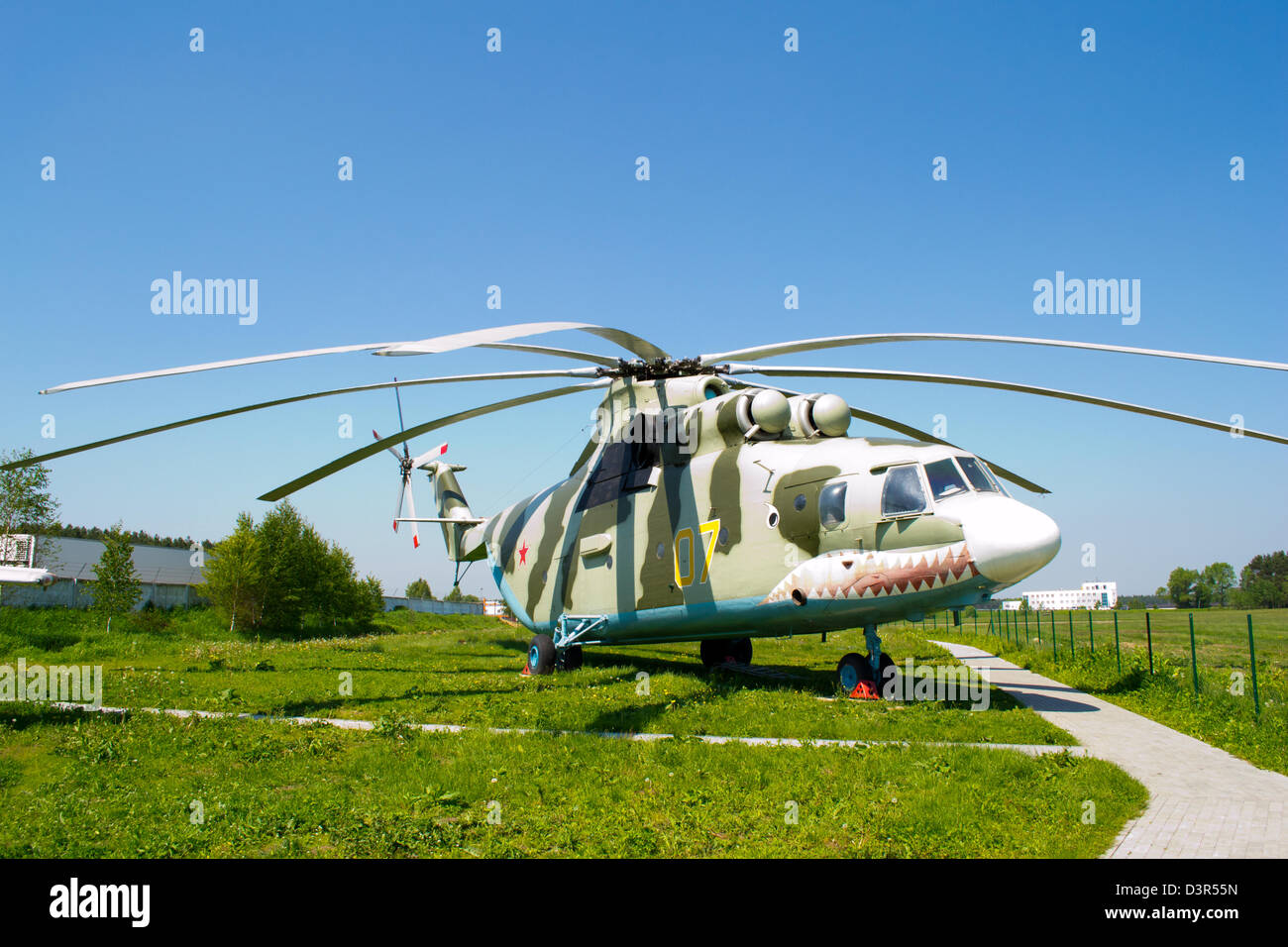 Helicopter cockpit windows hi-res stock photography and images - Alamy