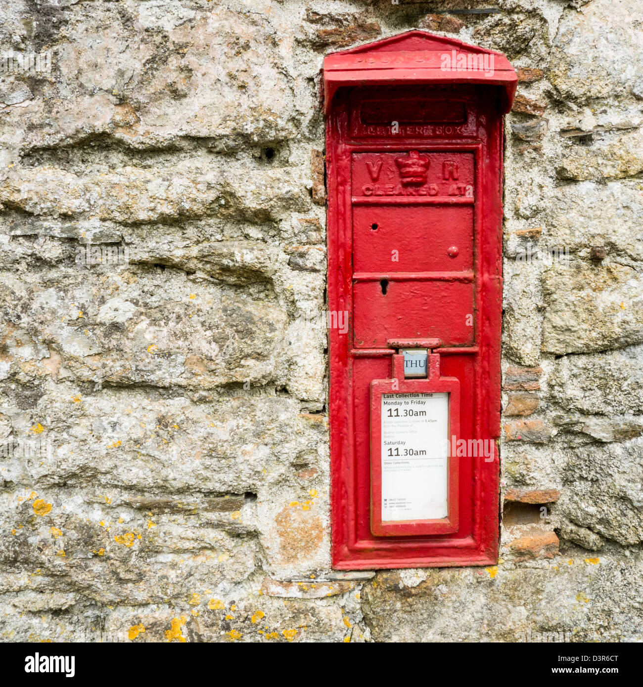 Victorian post box cornwall hi-res stock photography and images - Alamy