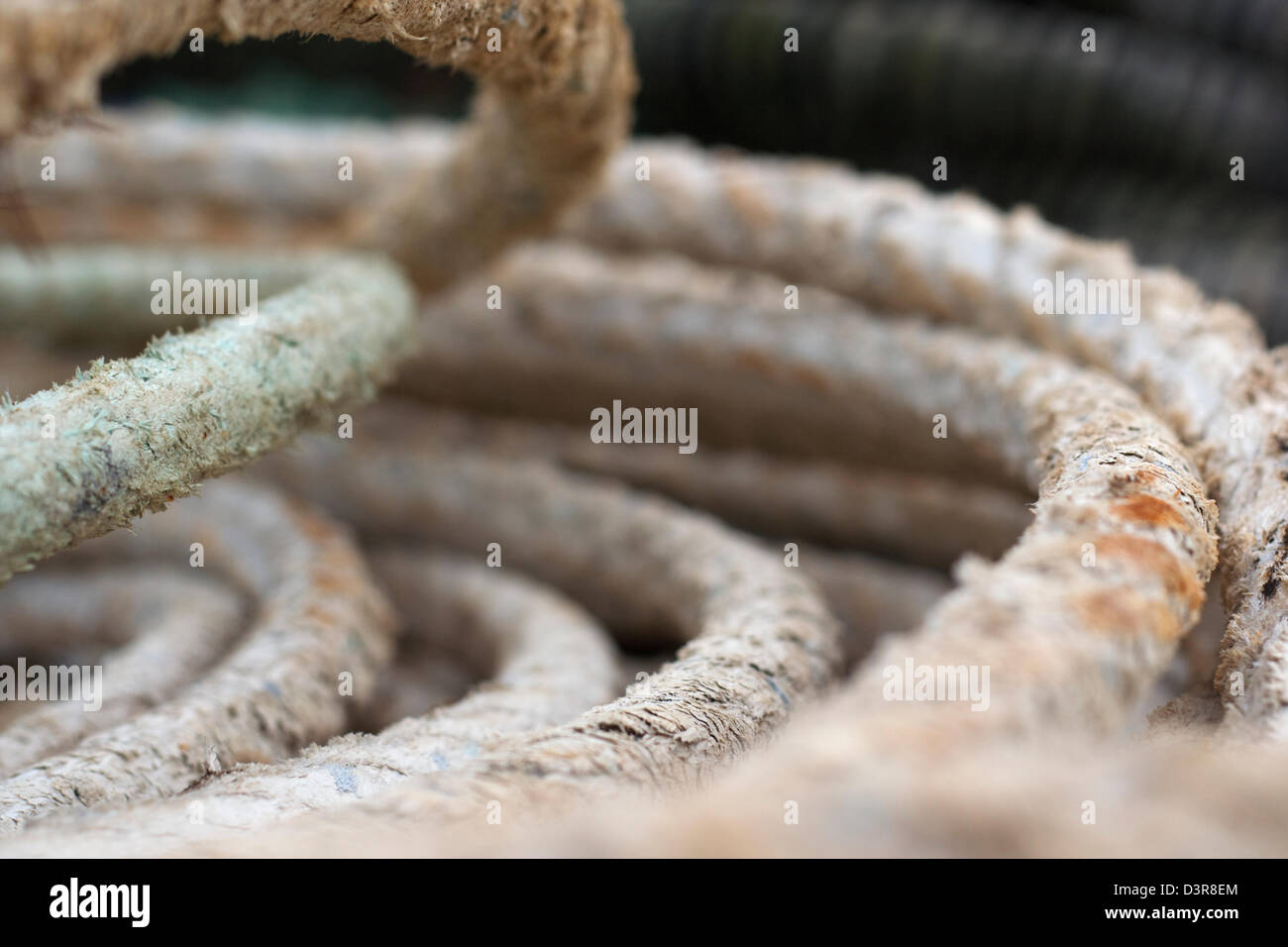 Rope curve hi-res stock photography and images - Alamy