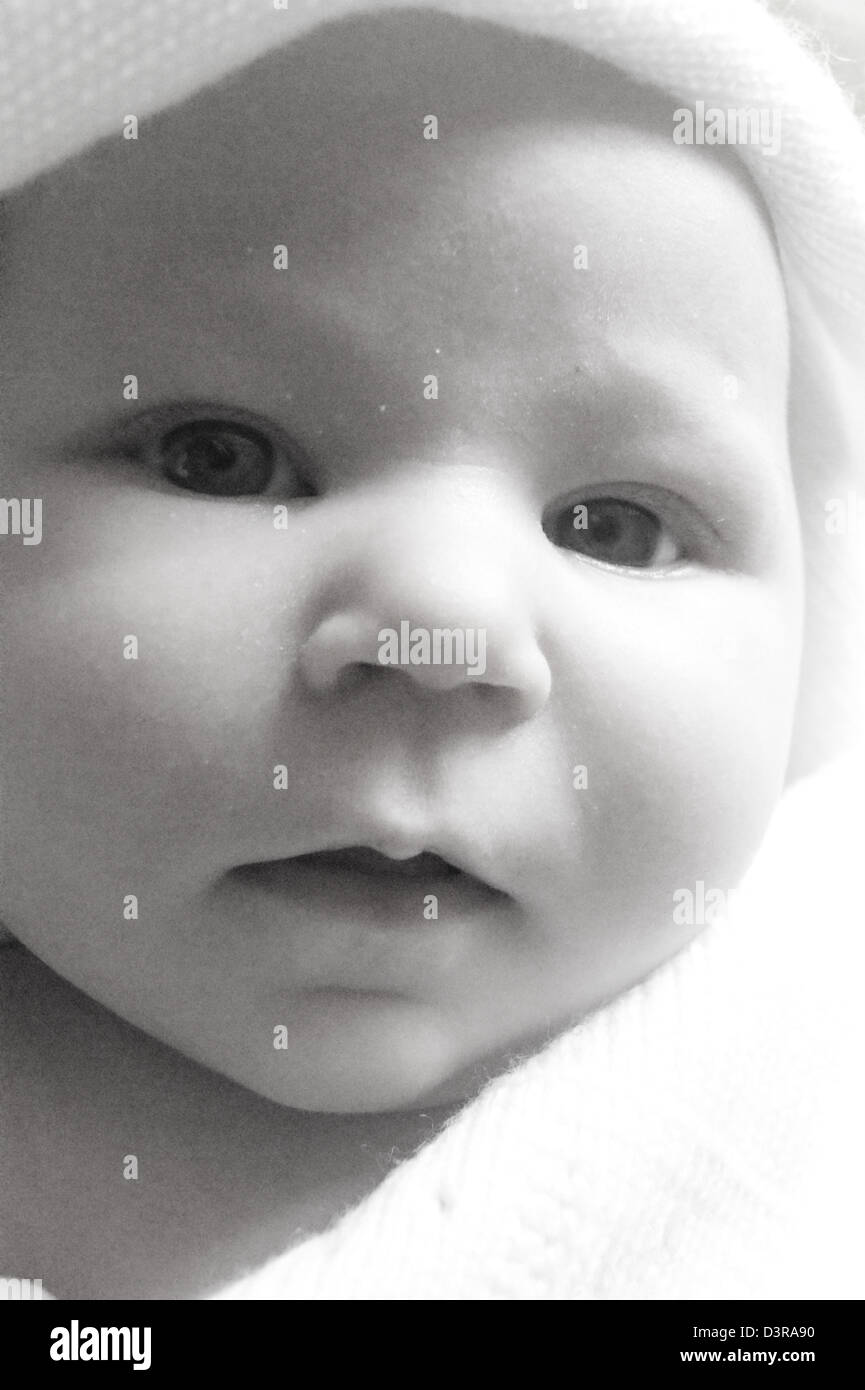 Black boy and white girl hi-res stock photography and images - Alamy