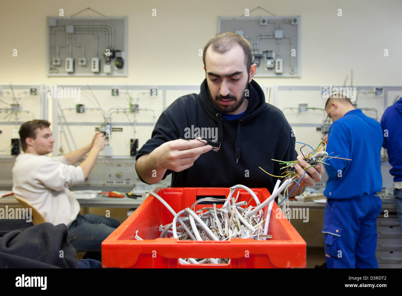 Electrical training school hi-res stock photography and images - Alamy