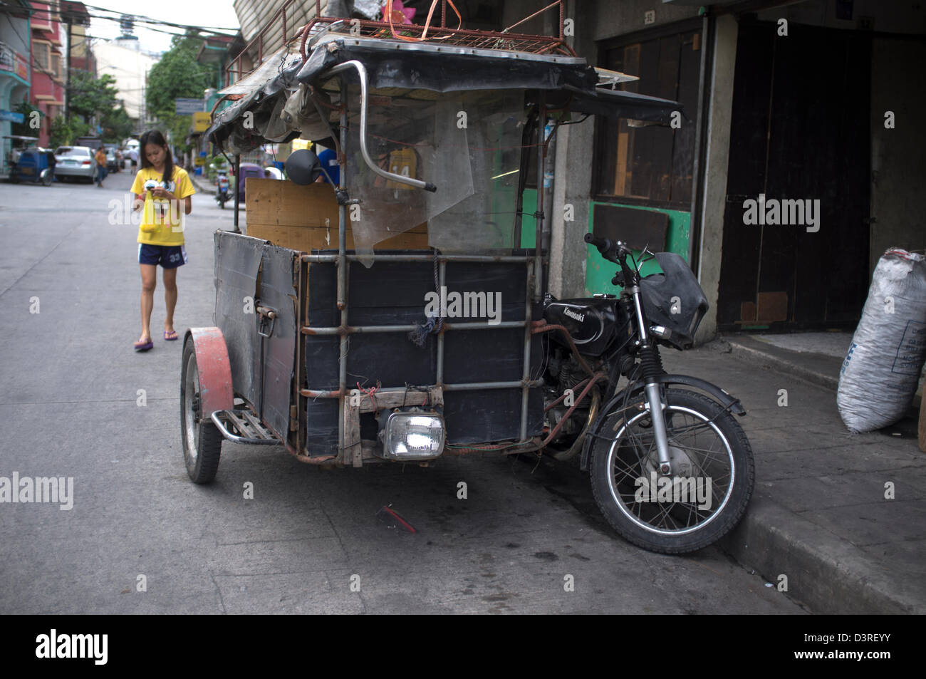 Pedi cab or Motorised Tricycle Stock Photo - Alamy