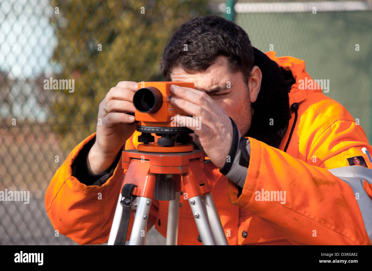 Leveling instrument hi-res stock photography and images - Alamy