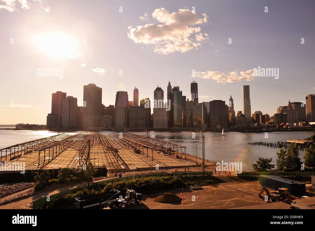Sunset View of Lower Manhattan from Brooklyn Pier Stock Photo - Alamy