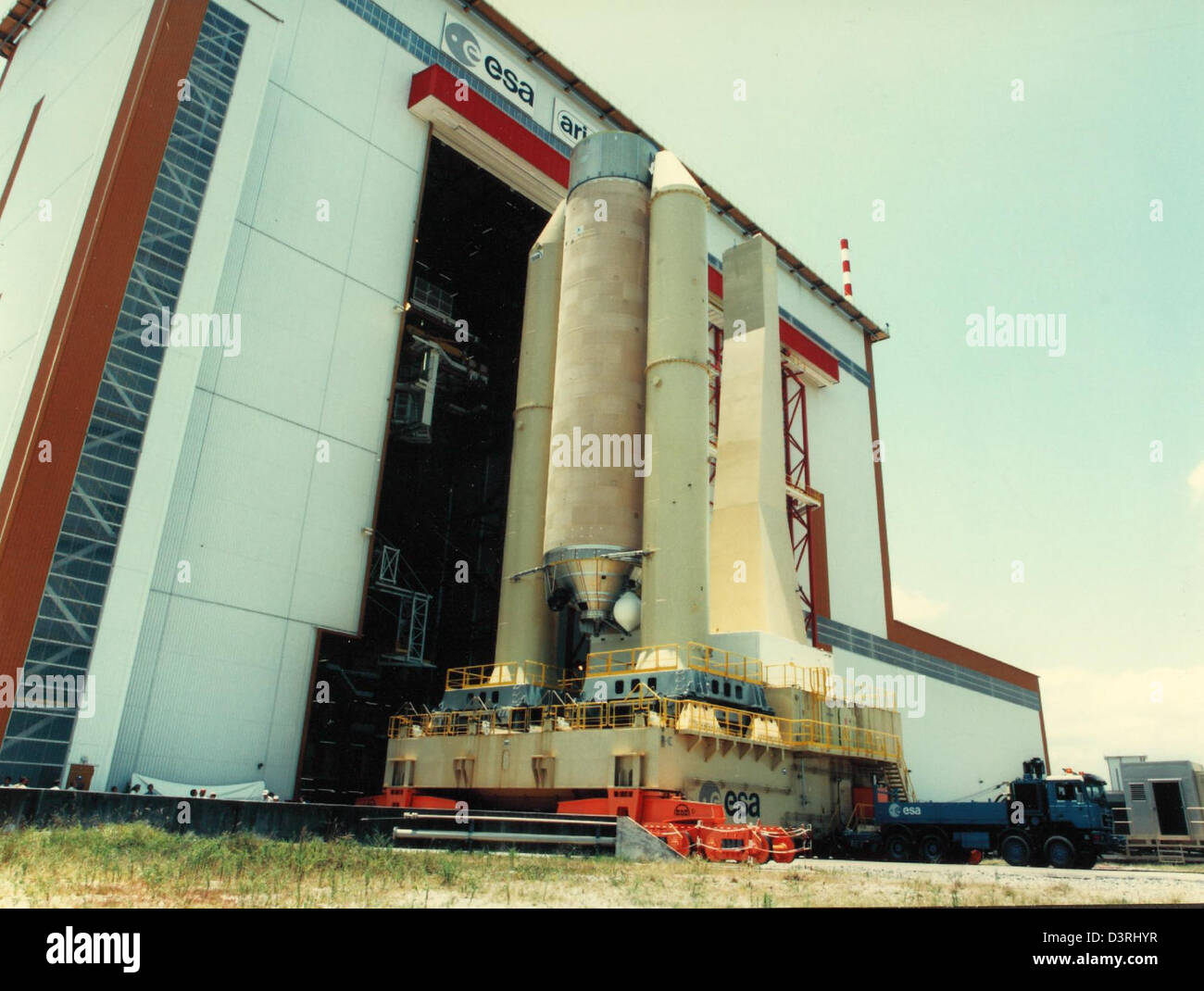 Ariane 5 flight hi-res stock photography and images - Alamy