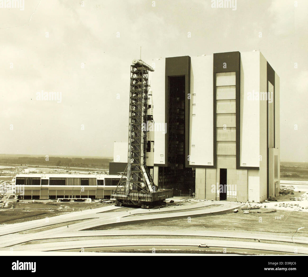 A glossy photo of the Saturn SA-5 rocket, which was a crucial test ...